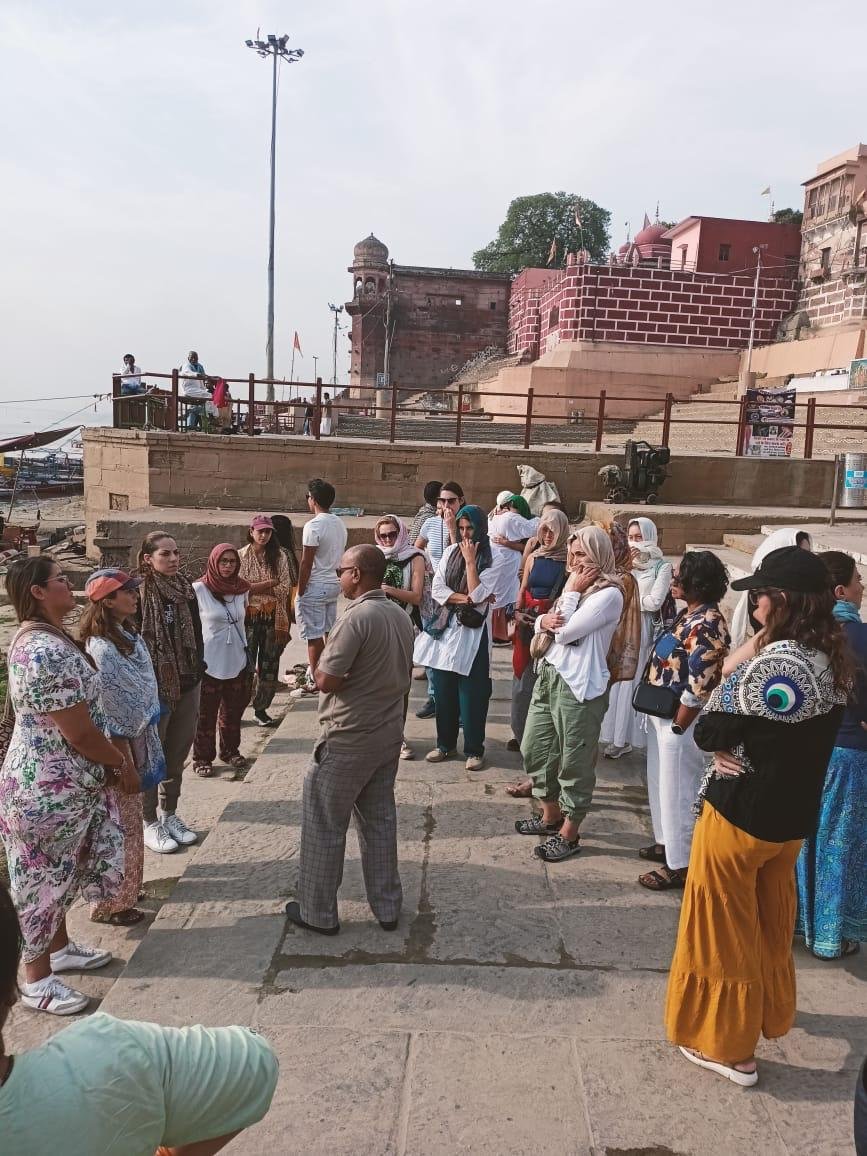 Varanasi Travel Guide for Foreigners - Best Things to Do