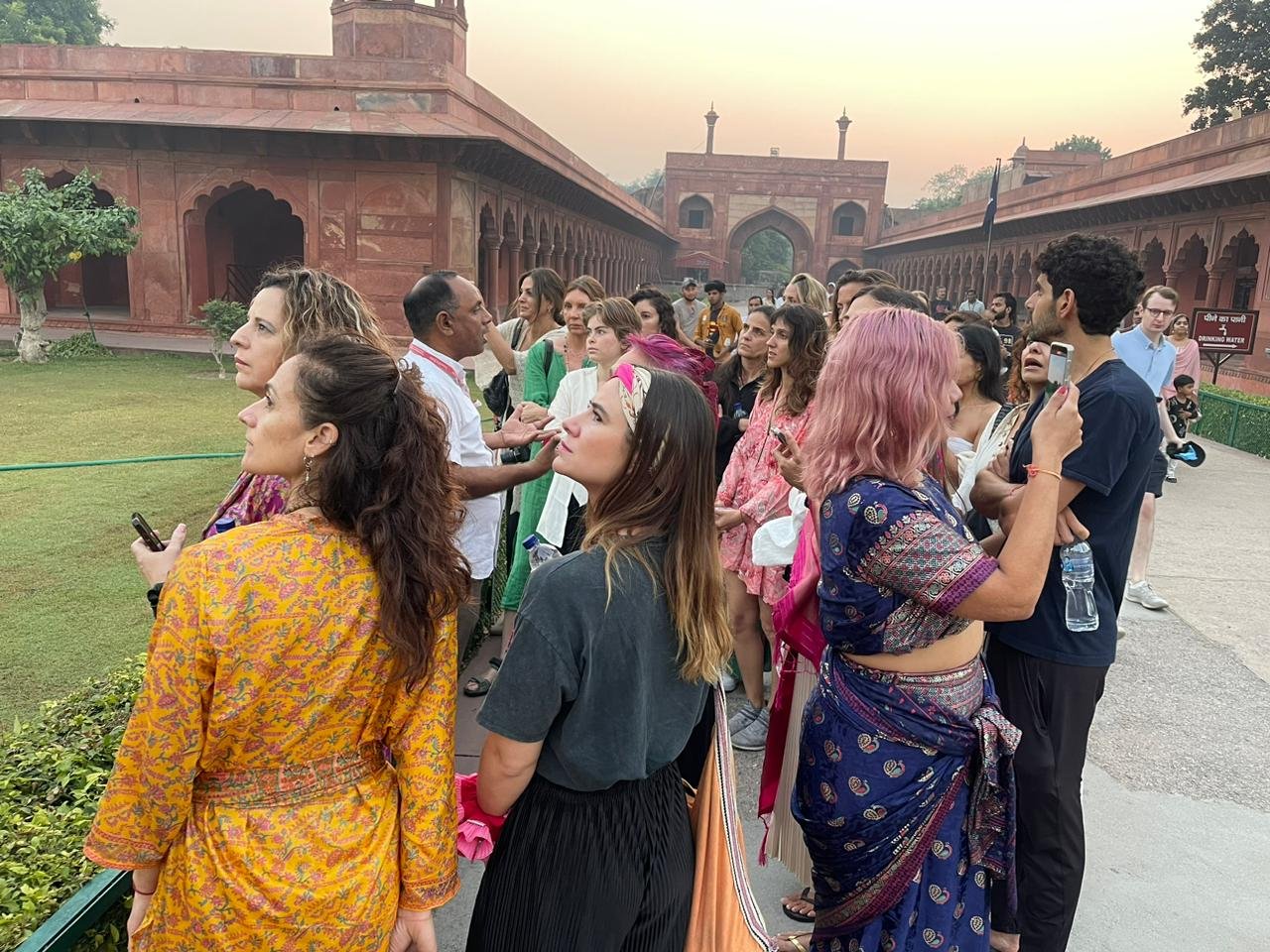 Private Guided Same Day Agra Trip from Delhi| Day trip to Agra